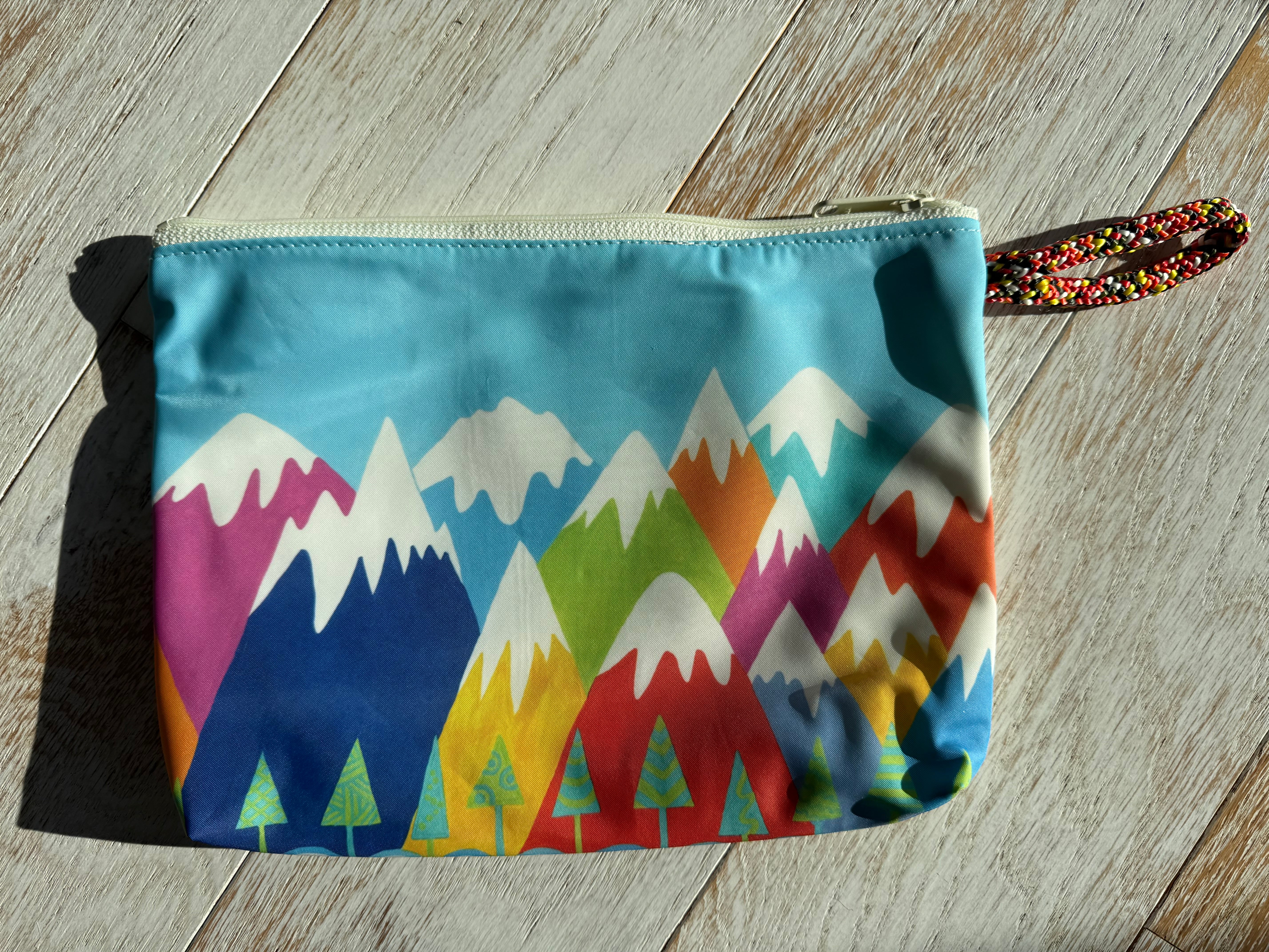 Diddy Bag: Happy Mountains – FestiveFish